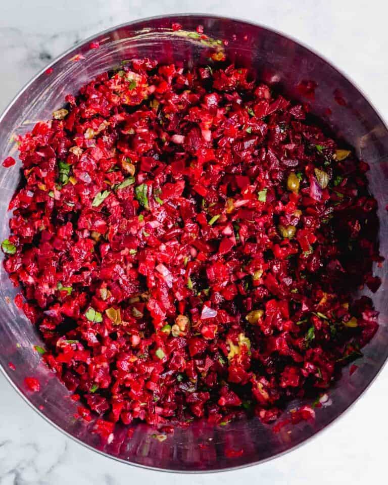 15-Minute Vegan Beetroot Tartare (Vegetarian Steak Tartare) | The ...