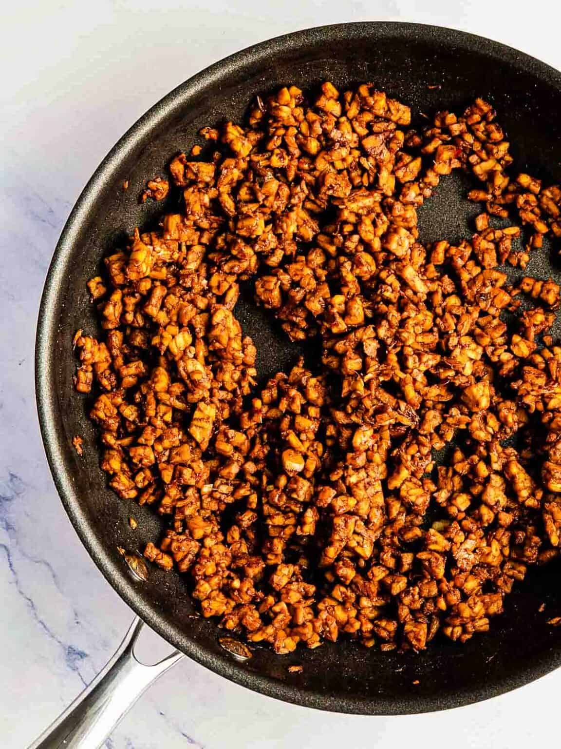 Crumbled Sticky Tempeh (Indonesian Sautéed Tempeh) | The Fruity Jem