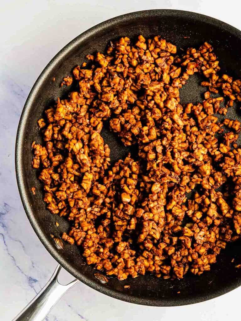 Crumbled Sticky Tempeh (Indonesian Sautéed Tempeh) | The Fruity Jem