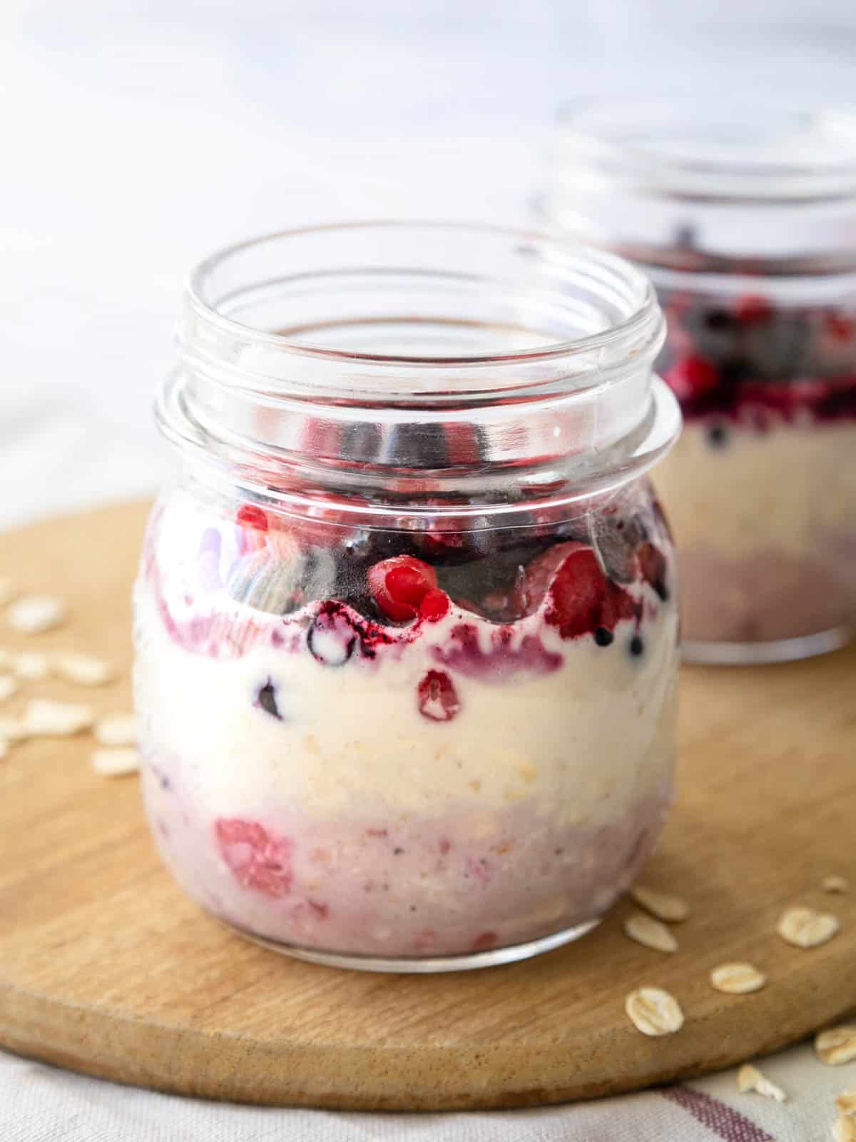 Frozen Fruit (Mixed Berry) Breakfast Overnight Oats (+ Video!) | The Fruity Jem