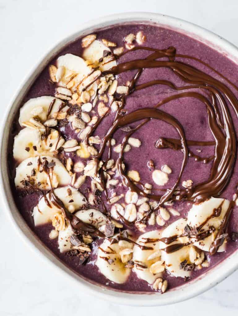 5-Minute Nutella Acai Bowl (Chocolate Acai Bowl, Vegan) | The Fruity Jem