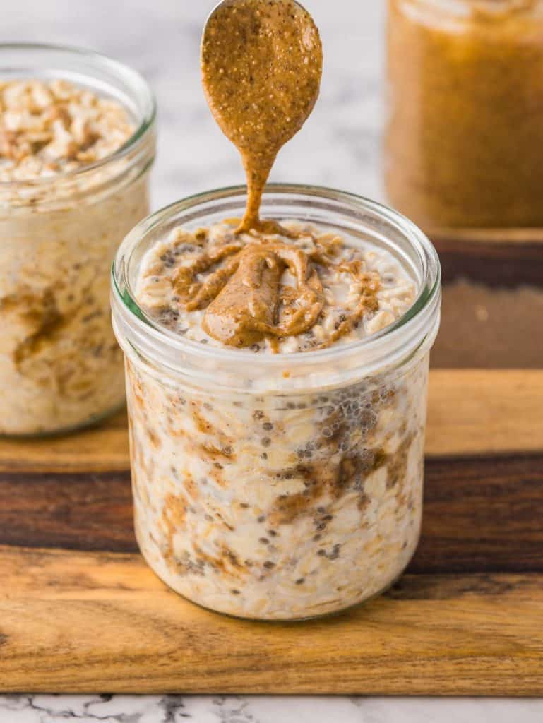 3-Minute Almond Butter Breakfast Overnight Oats (with Almond Milk ...
