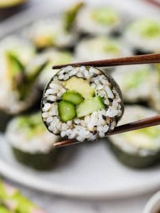 Asparagus Sushi Roll (AAC Sushi Roll + Step-by-step PHOTOS!) | The ...