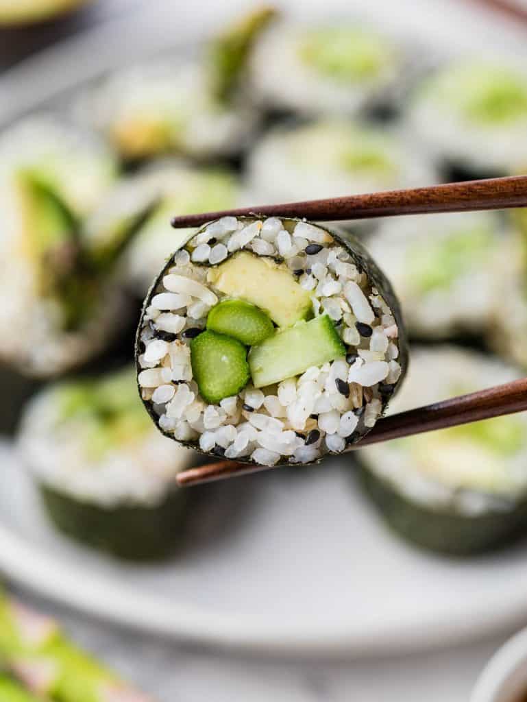 Asparagus Sushi Roll (AAC Sushi Roll + Step-by-step PHOTOS!) | The ...