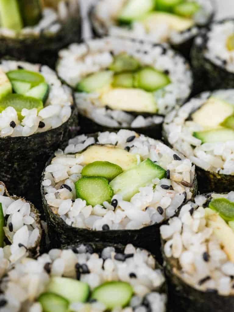Asparagus Sushi Roll (AAC Sushi Roll + Step-by-step PHOTOS!) | The ...