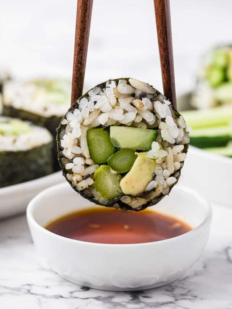 Asparagus Sushi Roll (AAC Sushi Roll + Step-by-step PHOTOS!) | The ...