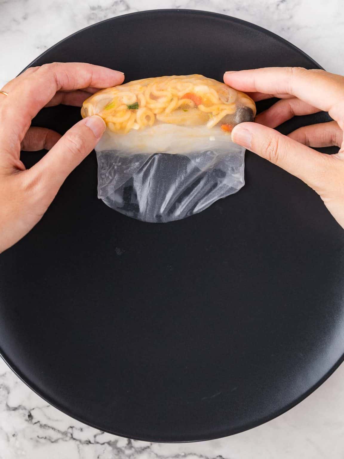 15-Min Spicy Ramen Noodle Spring Rolls (with Rice Paper) | The Fruity Jem