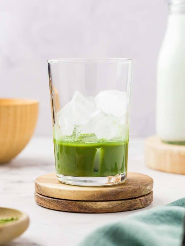 EASY Oat Milk Matcha Latte (Iced or Warm) | The Fruity Jem