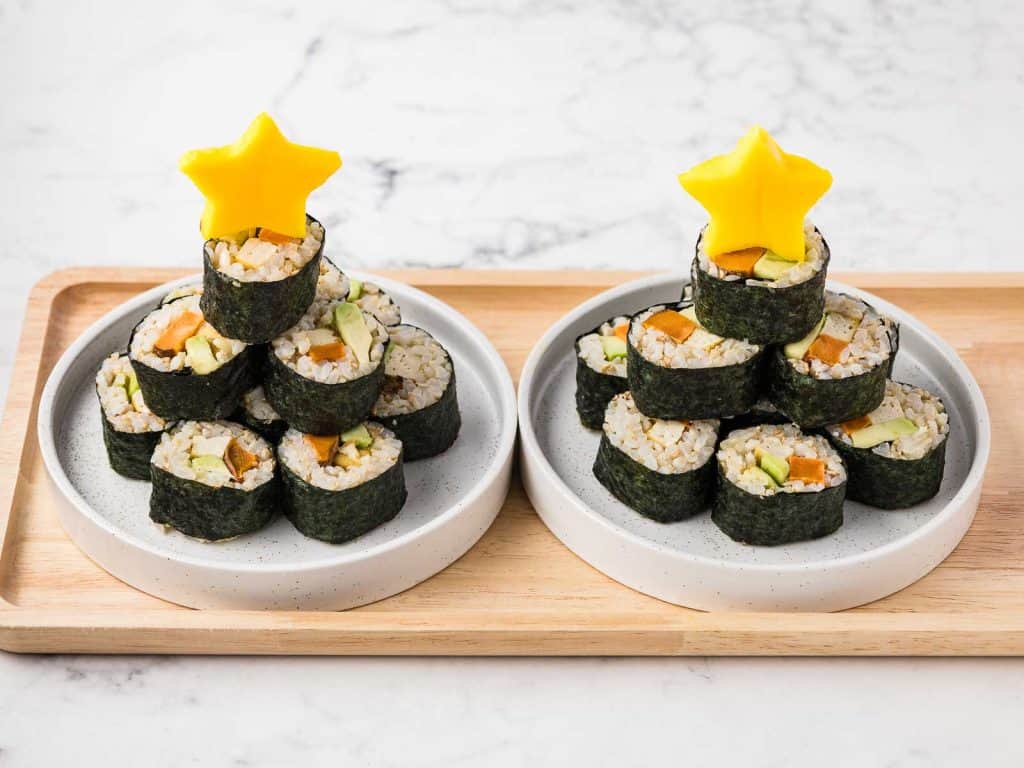 EASY Christmas Sushi Roll (Christmas Tree or Platter) | The Fruity Jem