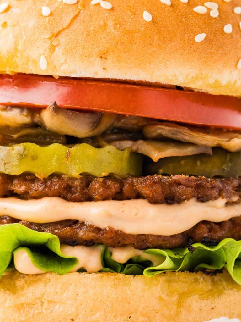 EASY Vegan Smash Burger (Veggie Burger) | The Fruity Jem